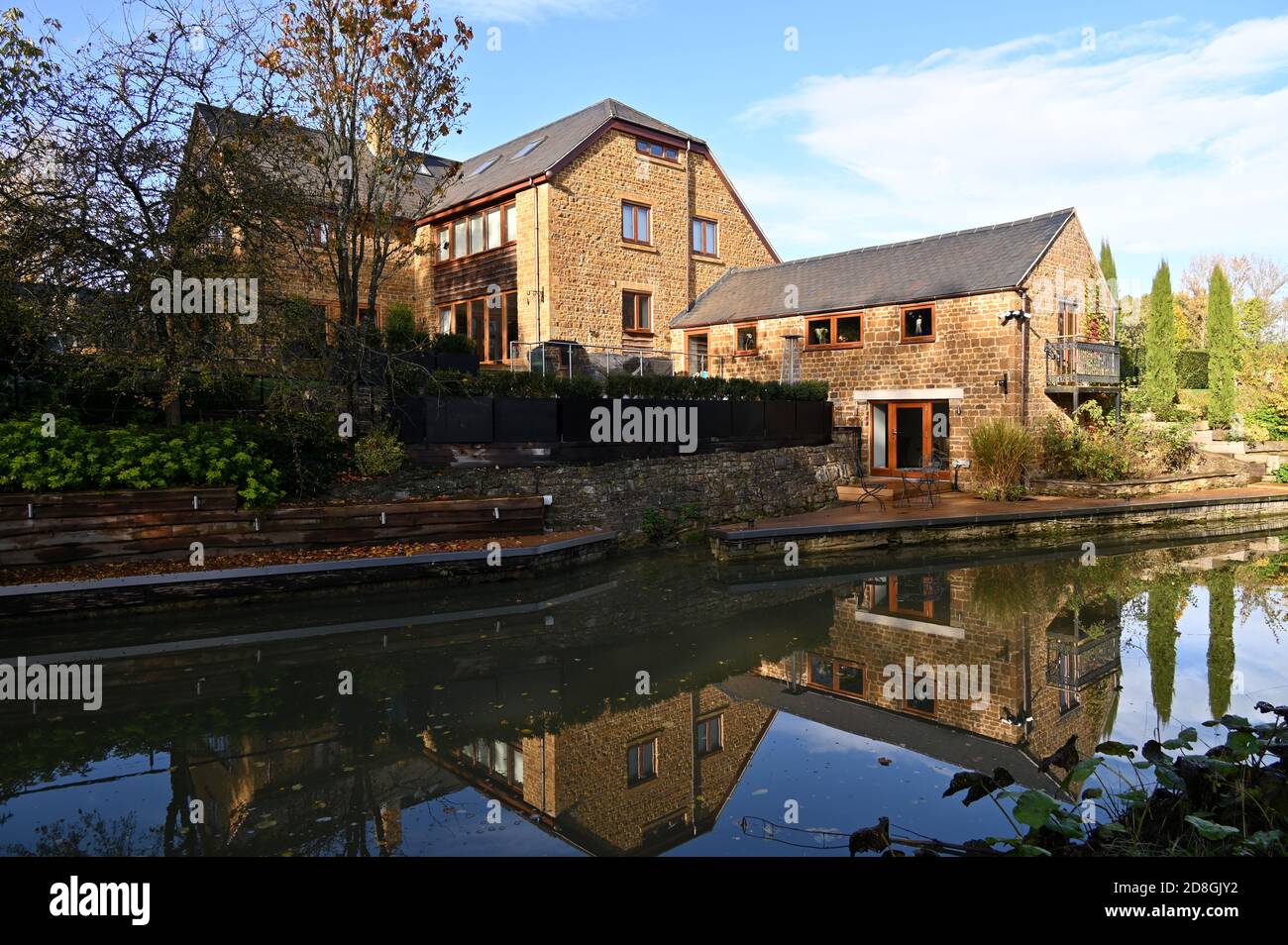 Mill house farm hi-res stock photography and images - Alamy
