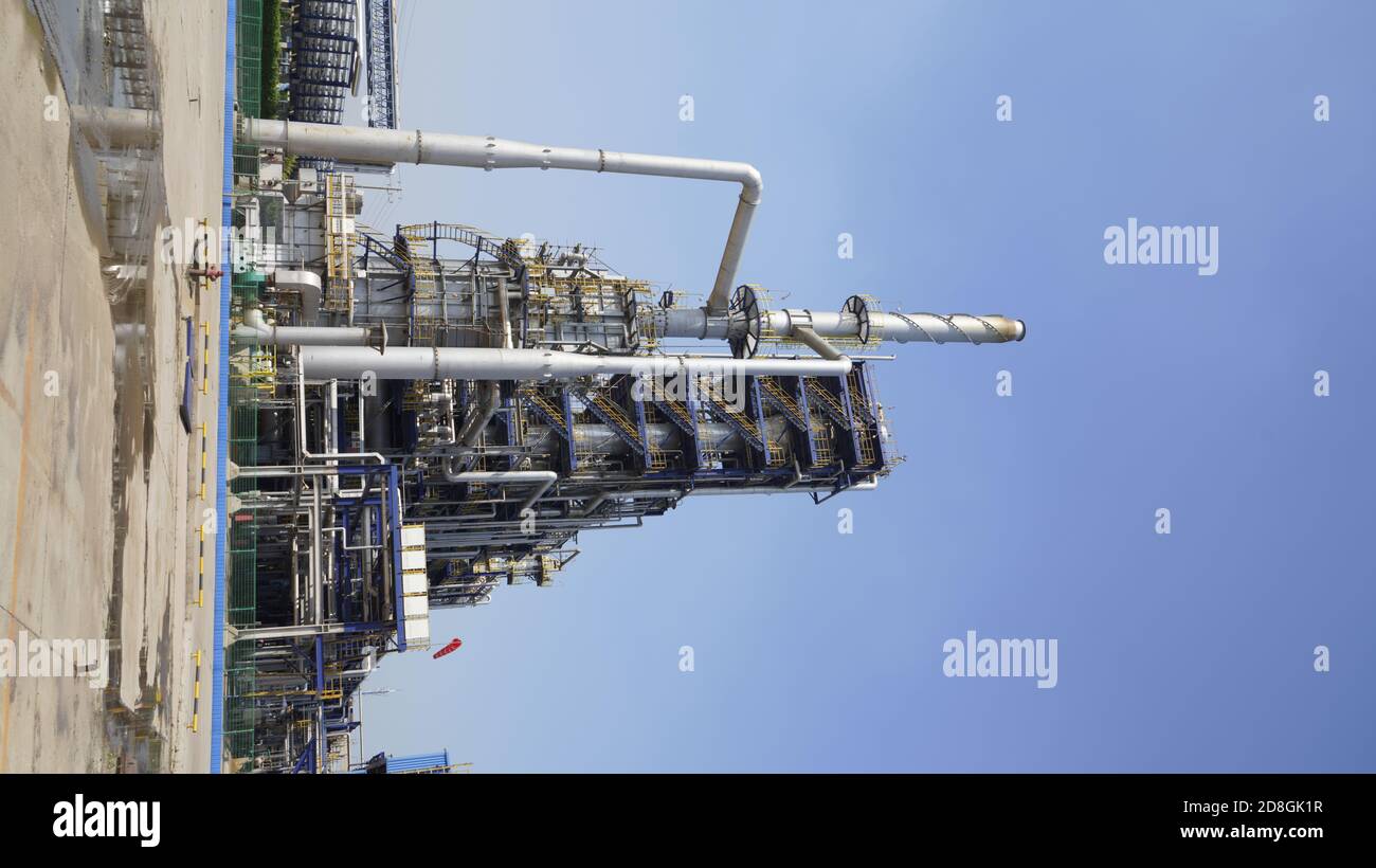 Petroleum refinery china hi-res stock photography and images - Alamy