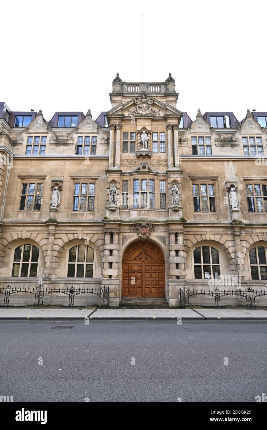 Cecil rhodes statue not cape town hi-res stock photography and images ...
