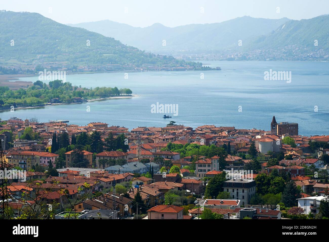 Iseo bs hi-res stock photography and images - Alamy