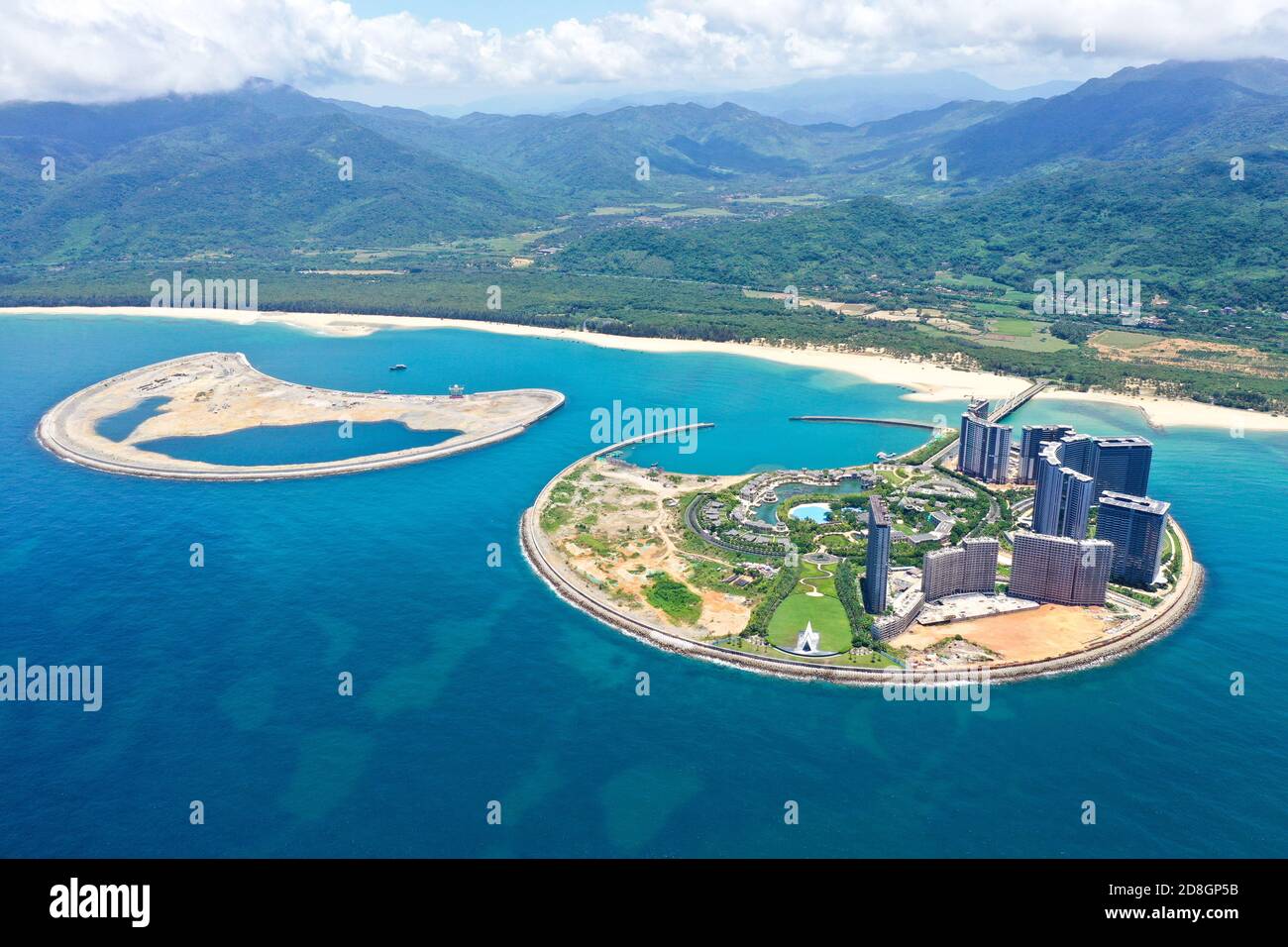 Riyue bay hainan hi-res stock photography and images - Alamy