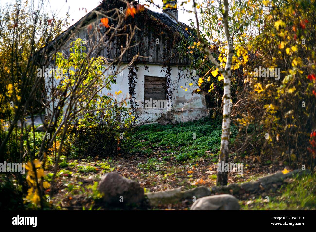 Blurred view old house hi-res stock photography and images - Alamy