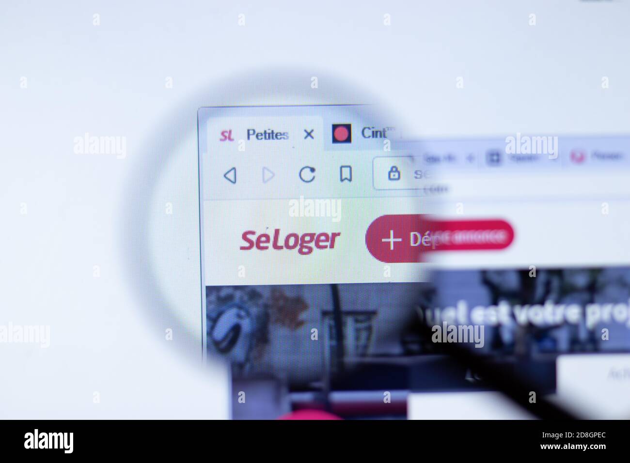 Seloger logo hi-res stock photography and images - Alamy