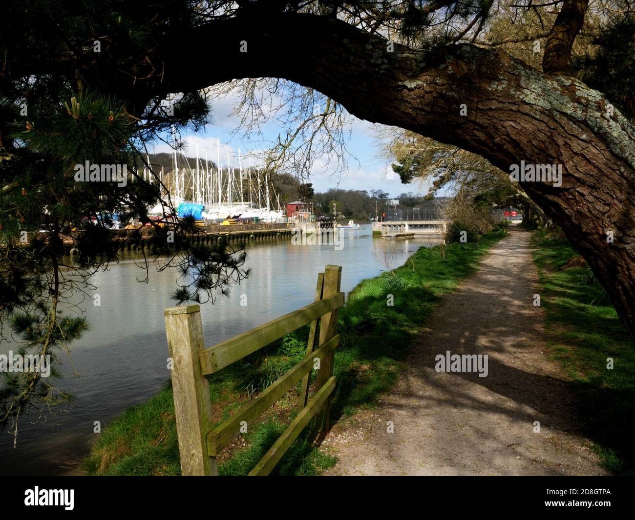 Tidal gate hi-res stock photography and images - Alamy