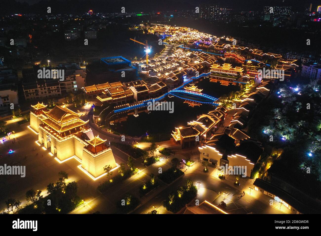 The city of Chongzuo is spending 1.8 billion yuan to build an ancient ...