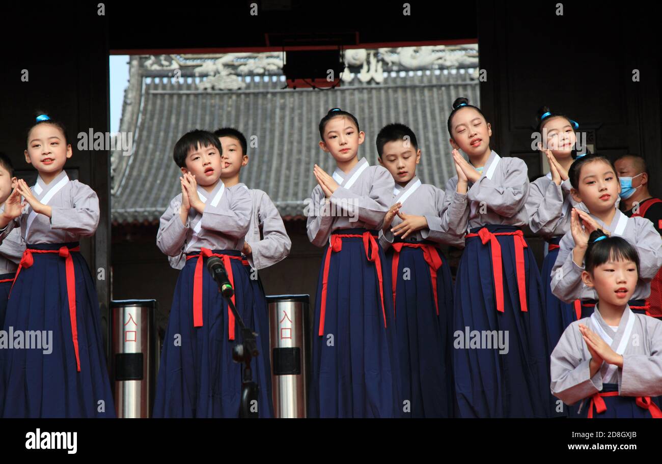 Descendants of Confucius, a Chinese philosopher and politician of the ...