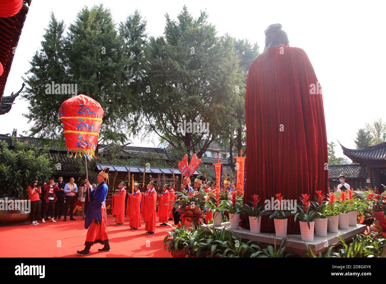 Descendants of Confucius, a Chinese philosopher and politician of the ...