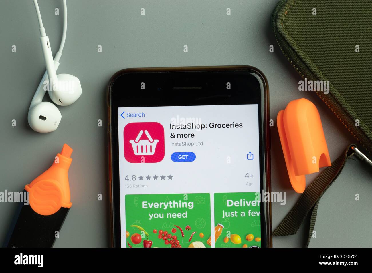 New York, USA - 26 October 2020: InstaShop Groceries mobile app icon ...