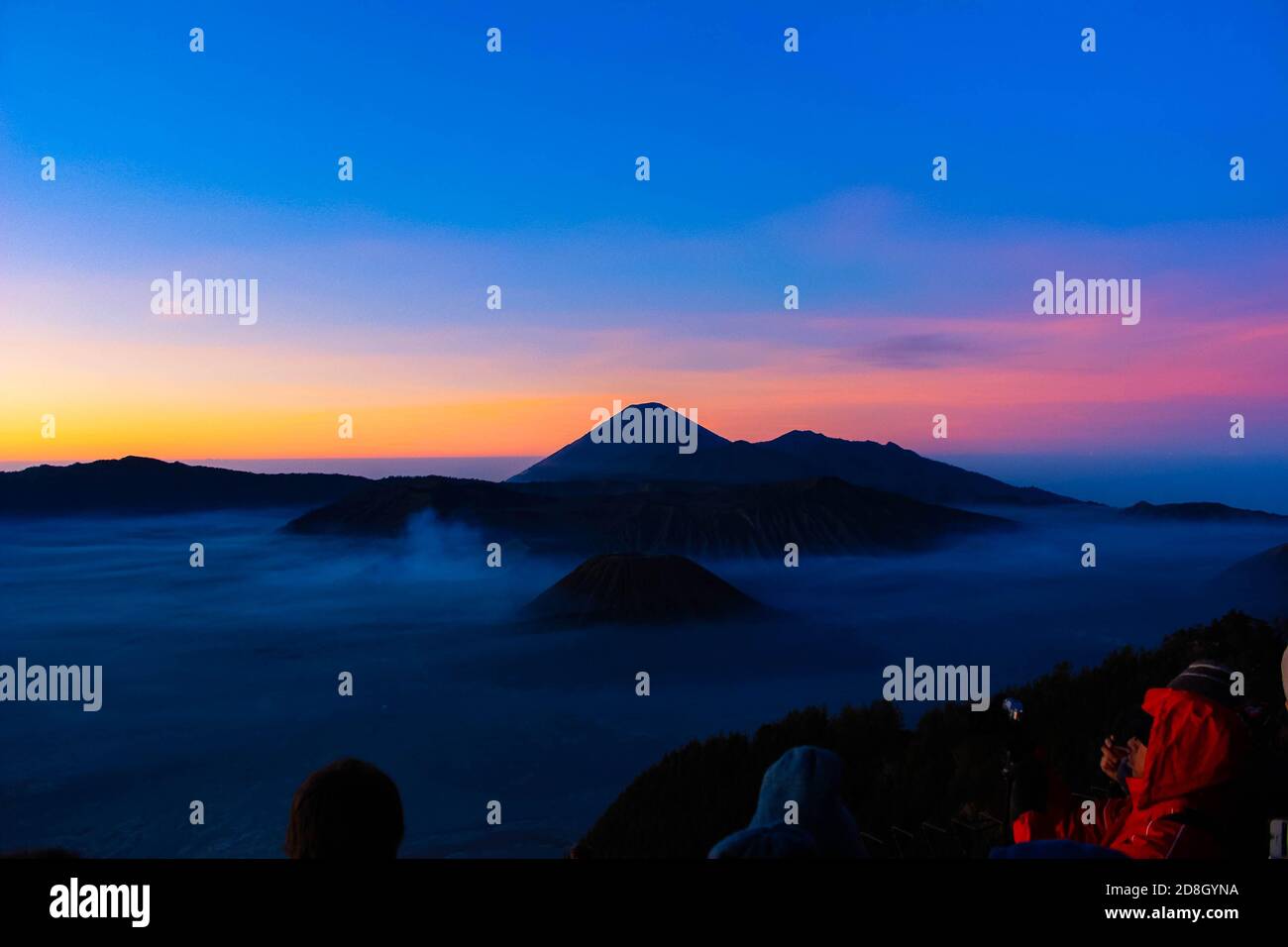 The sun is rising on the horizon Stock Photo - Alamy