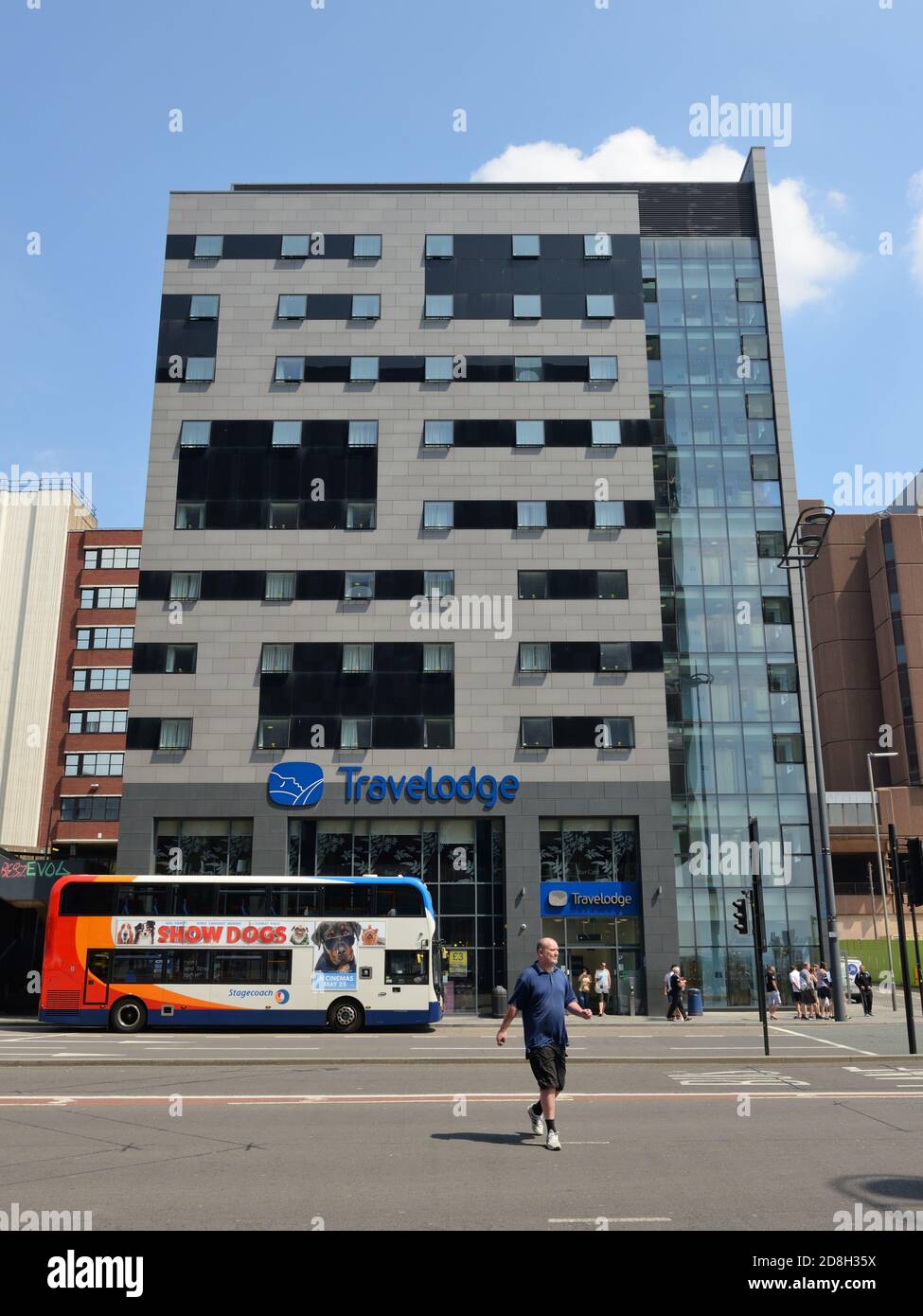 Travelodge building hi-res stock photography and images - Alamy