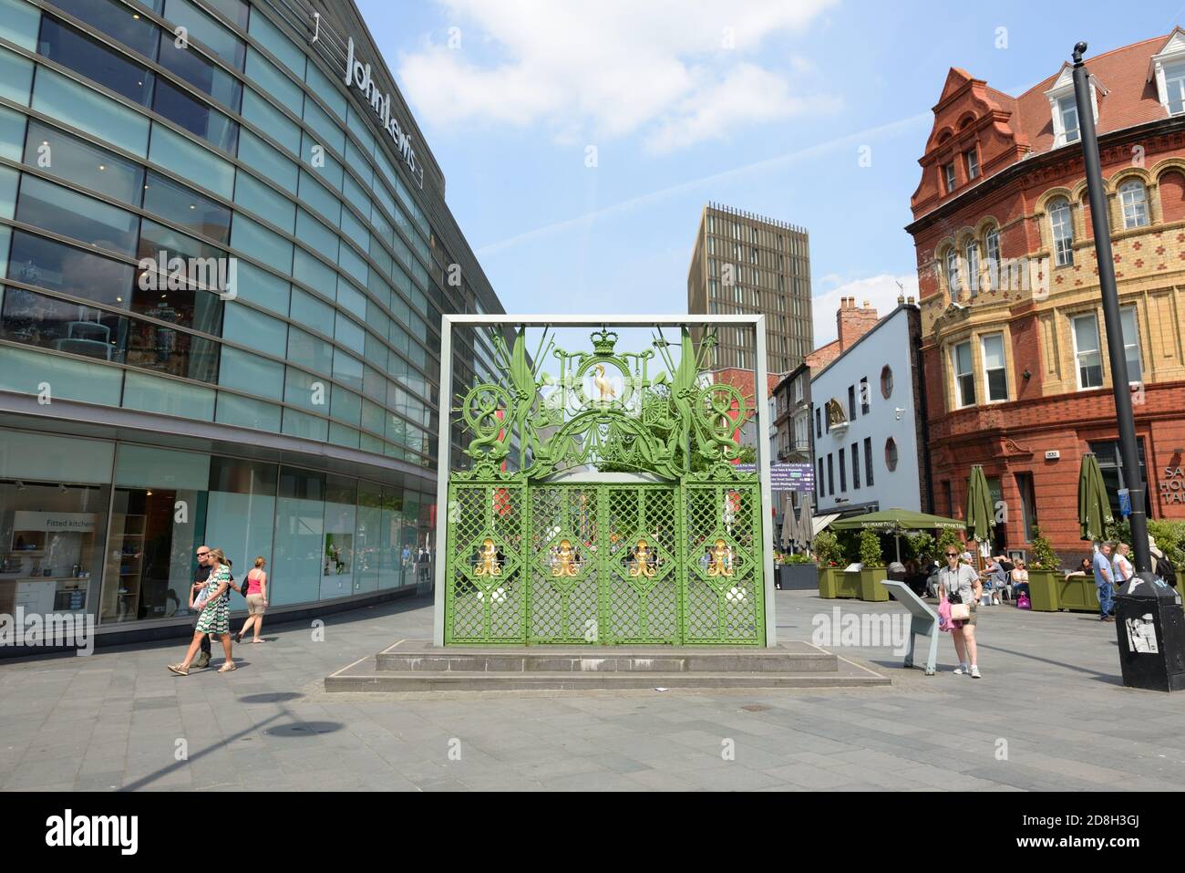 The decorative iron Sailors Home Gates on Paradise Street, Liverpool ...