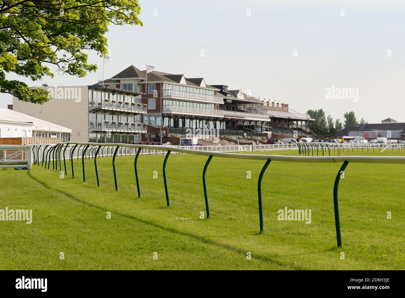 Ayr racecourse grandstand hi-res stock photography and images - Alamy