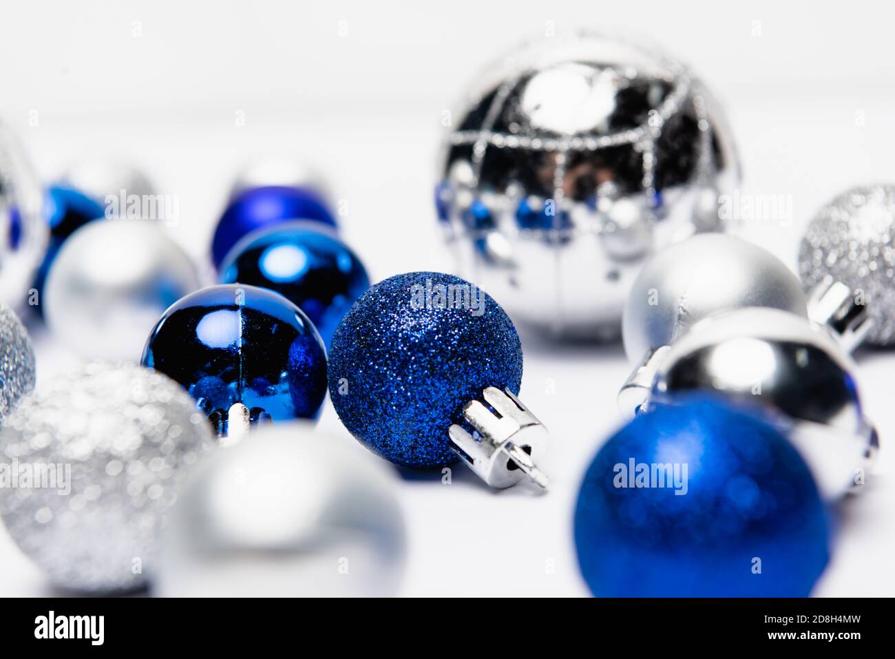 Blue and silver christmas hi-res stock photography and images - Alamy