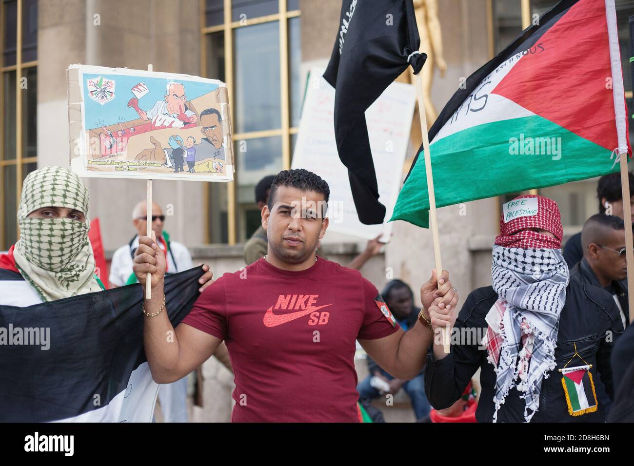 Islamic black flags hi-res stock photography and images - Alamy