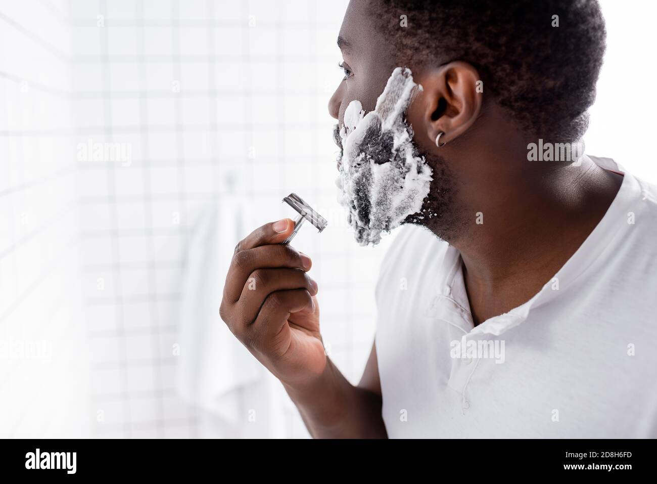 American razor hi-res stock photography and images - Alamy