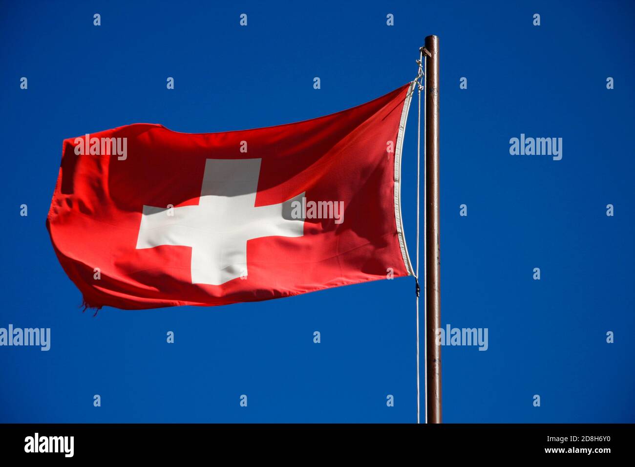 schweizer Fahne, Italien Stock Photo - Alamy
