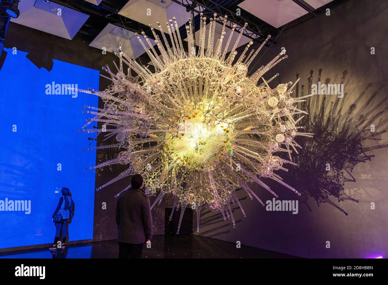 Ausstellung im Innenraum des Museum für Fragen der Zukunft Futurium in ...