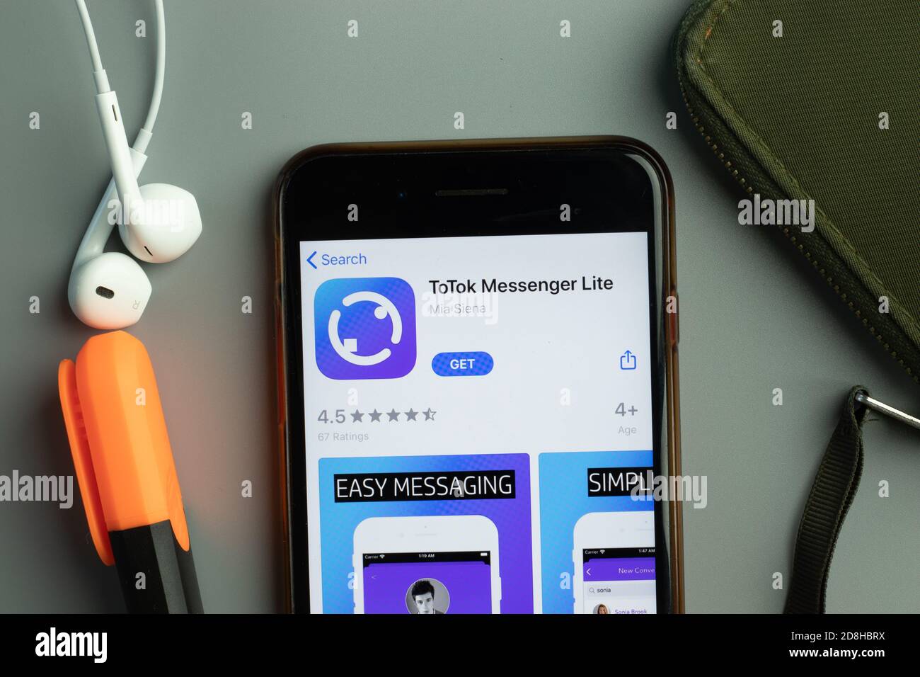 Totok messenger hi-res stock photography and images - Alamy
