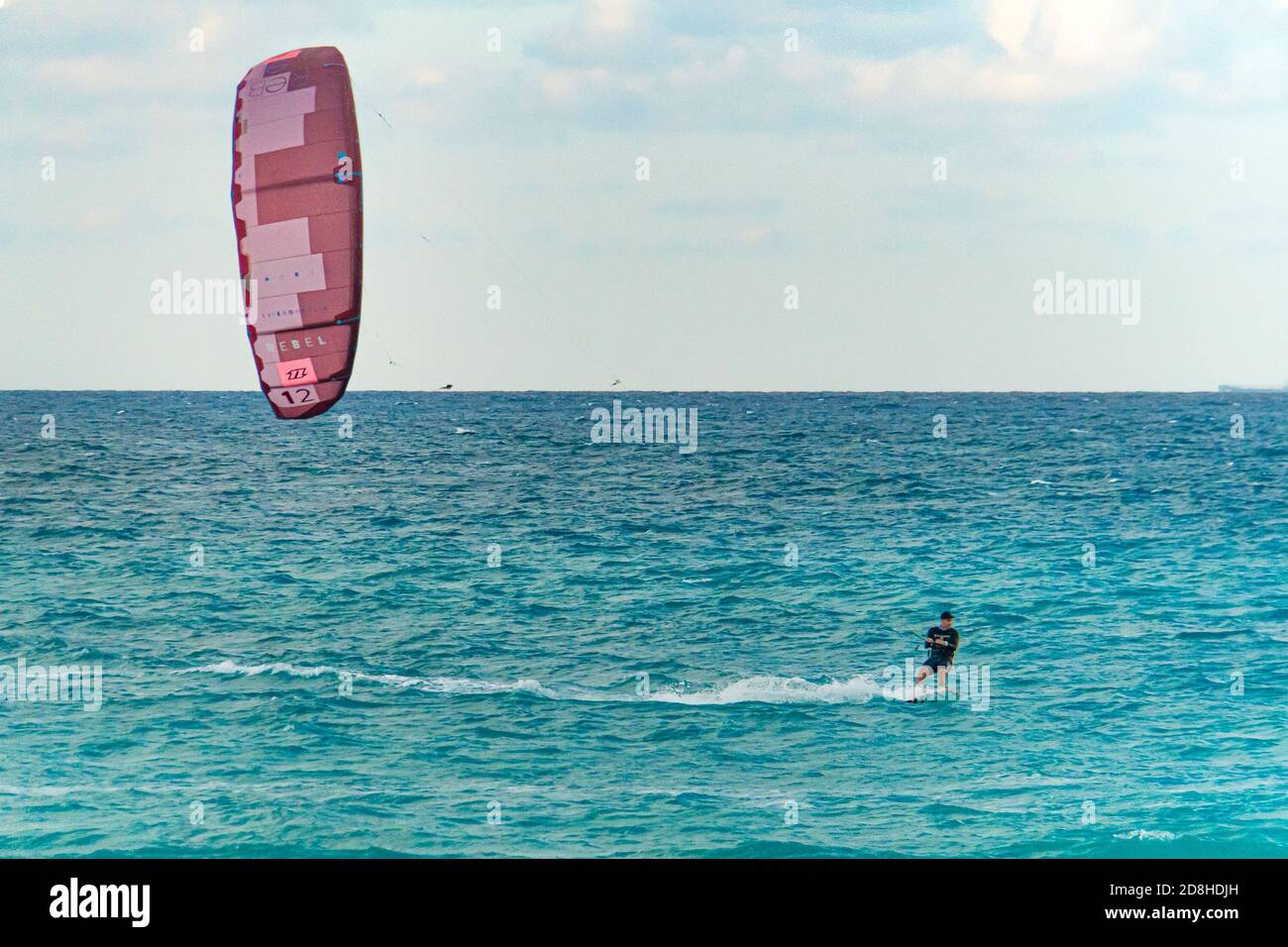 Aerial kite surfer hi-res stock photography and images - Alamy