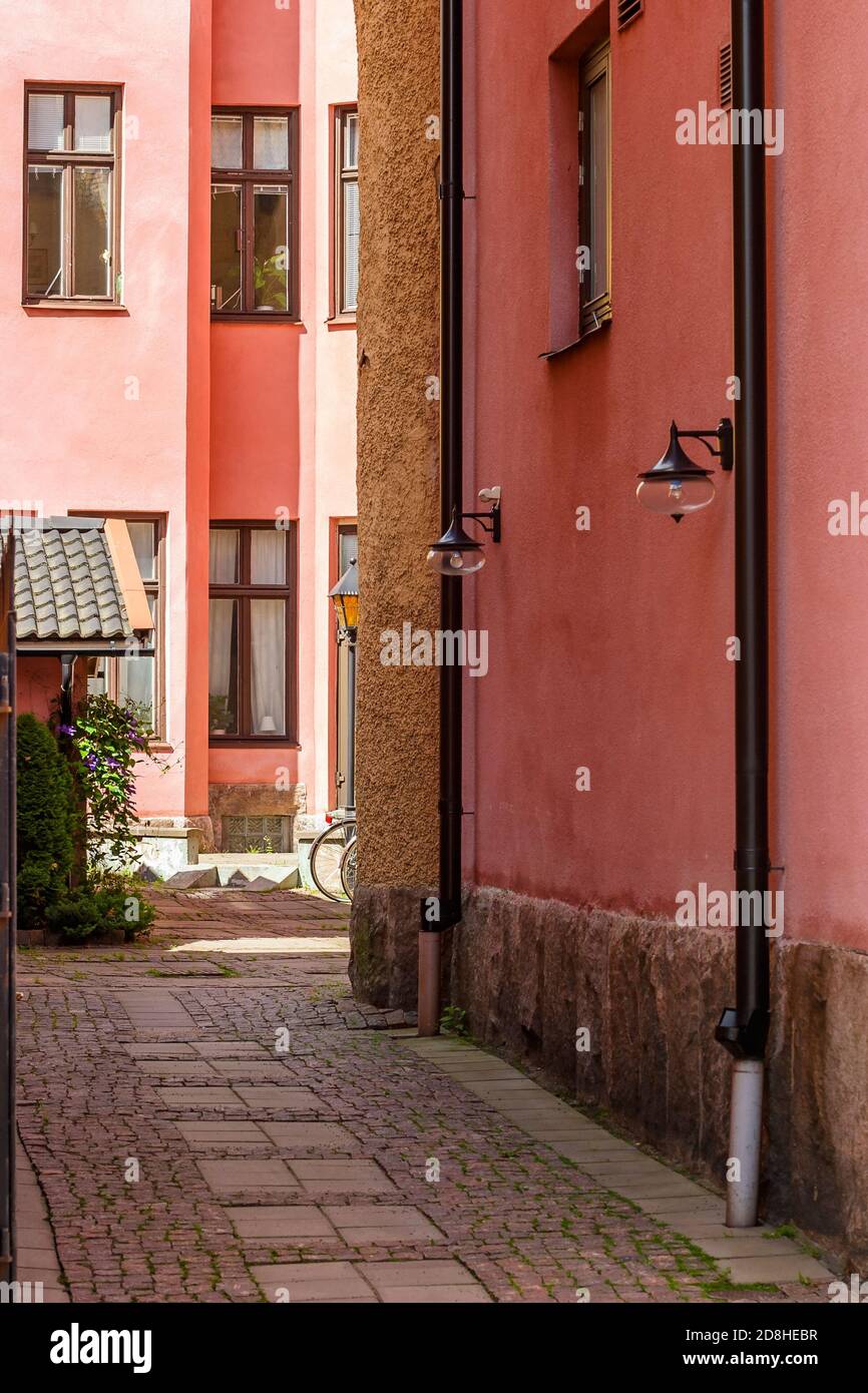 Backyard back yard alley hi-res stock photography and images - Alamy