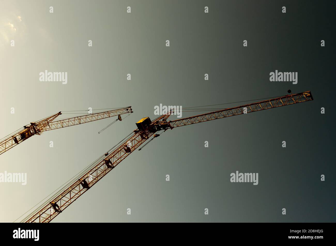 Cranes against the sun hi-res stock photography and images - Alamy