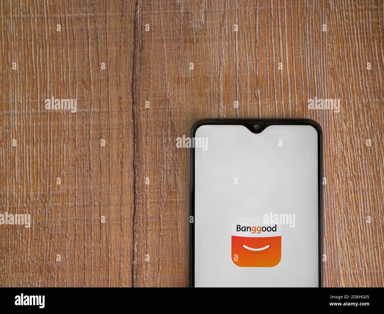Lod, Israel - July 8, 2020: Banggood app launch screen with logo on the ...