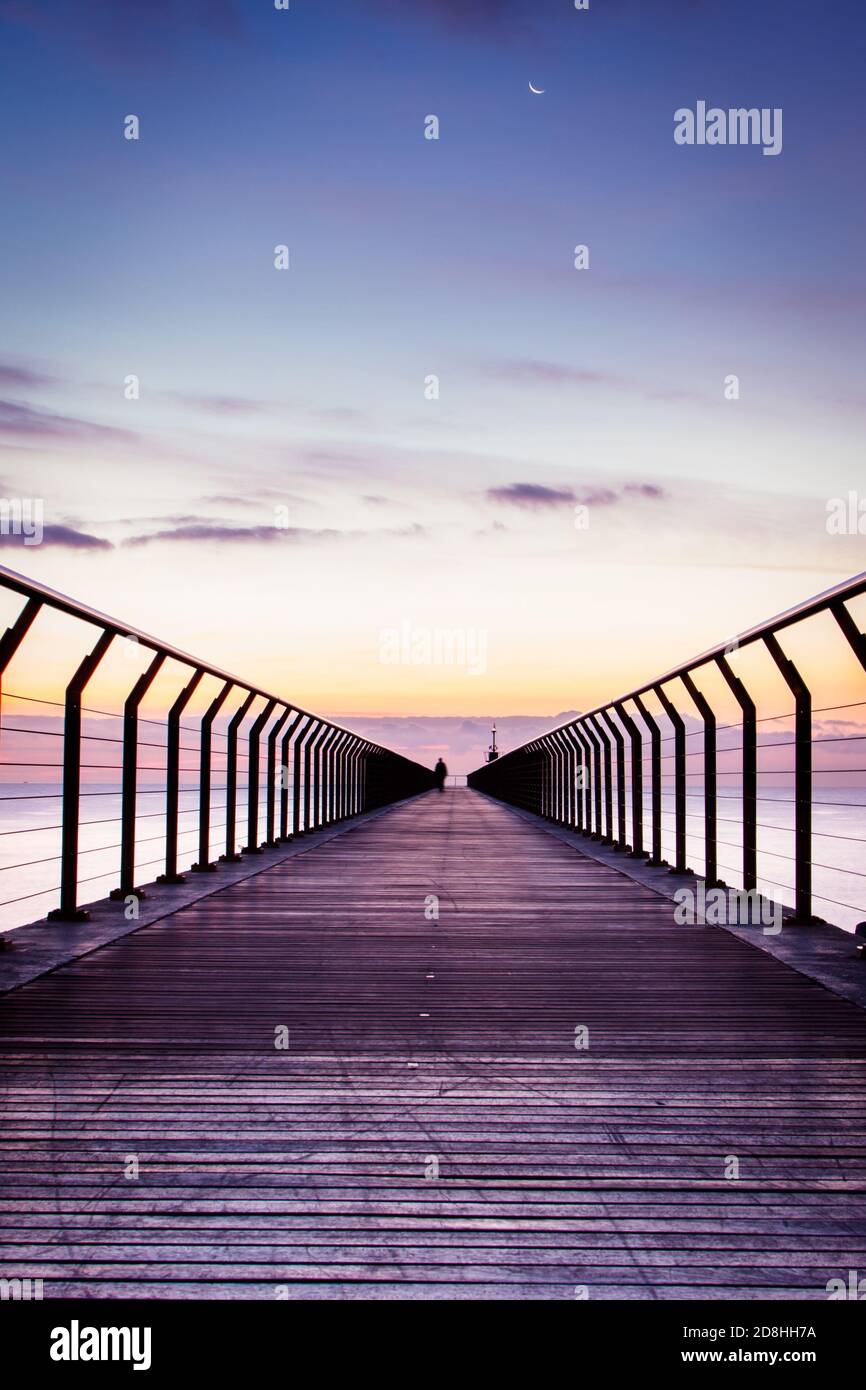 Moon reflection on the road hi-res stock photography and images - Alamy