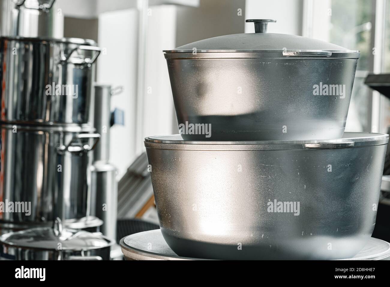 New industrial cooking pots on proffesional kitchen Stock Photo - Alamy
