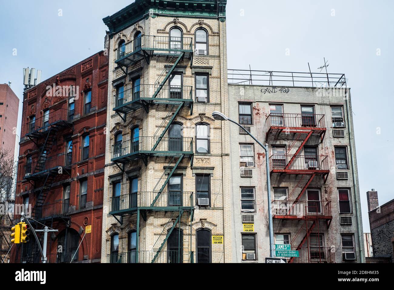 New York old buildings Stock Photo - Alamy