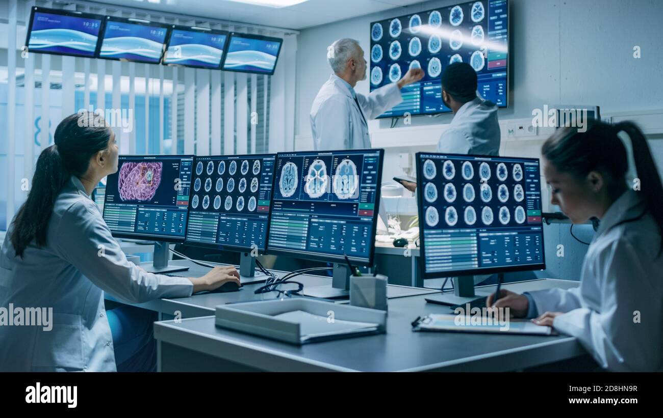 Mri scans hi-res stock photography and images - Alamy