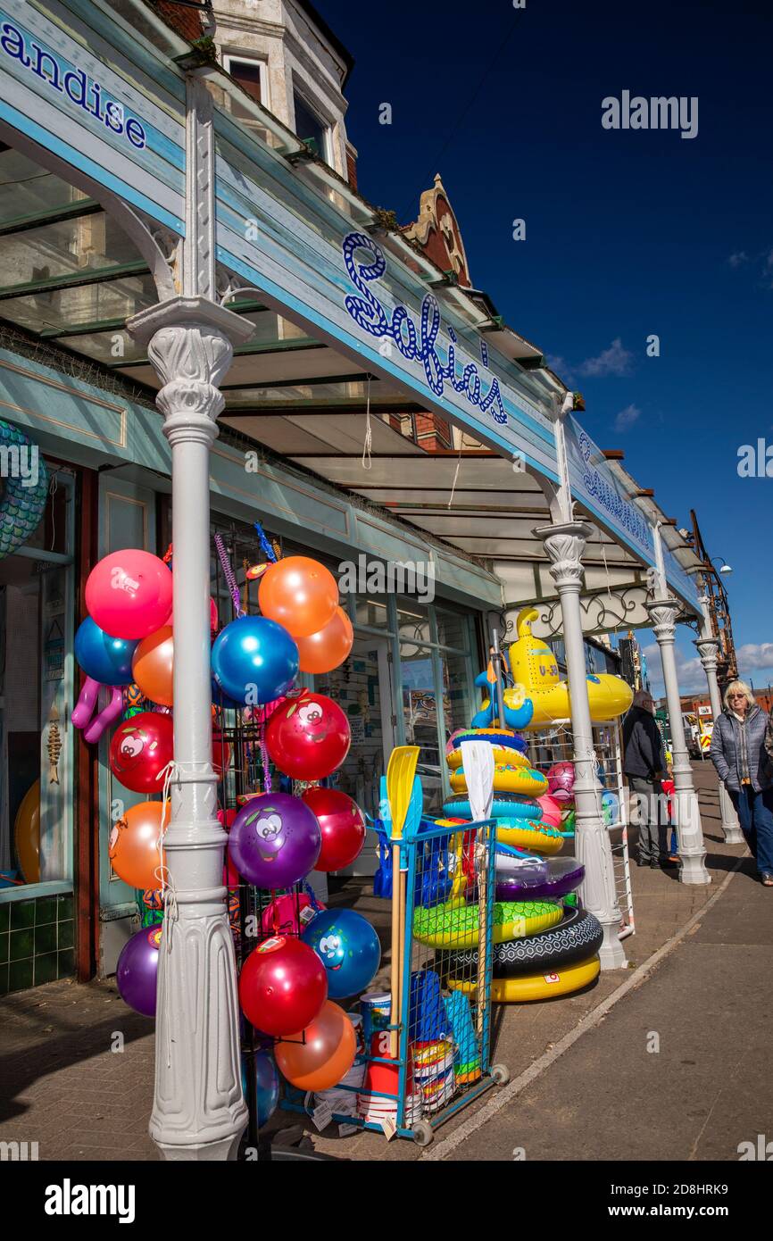 Barry Island Pleasure Beach High Resolution Stock Photography and ...