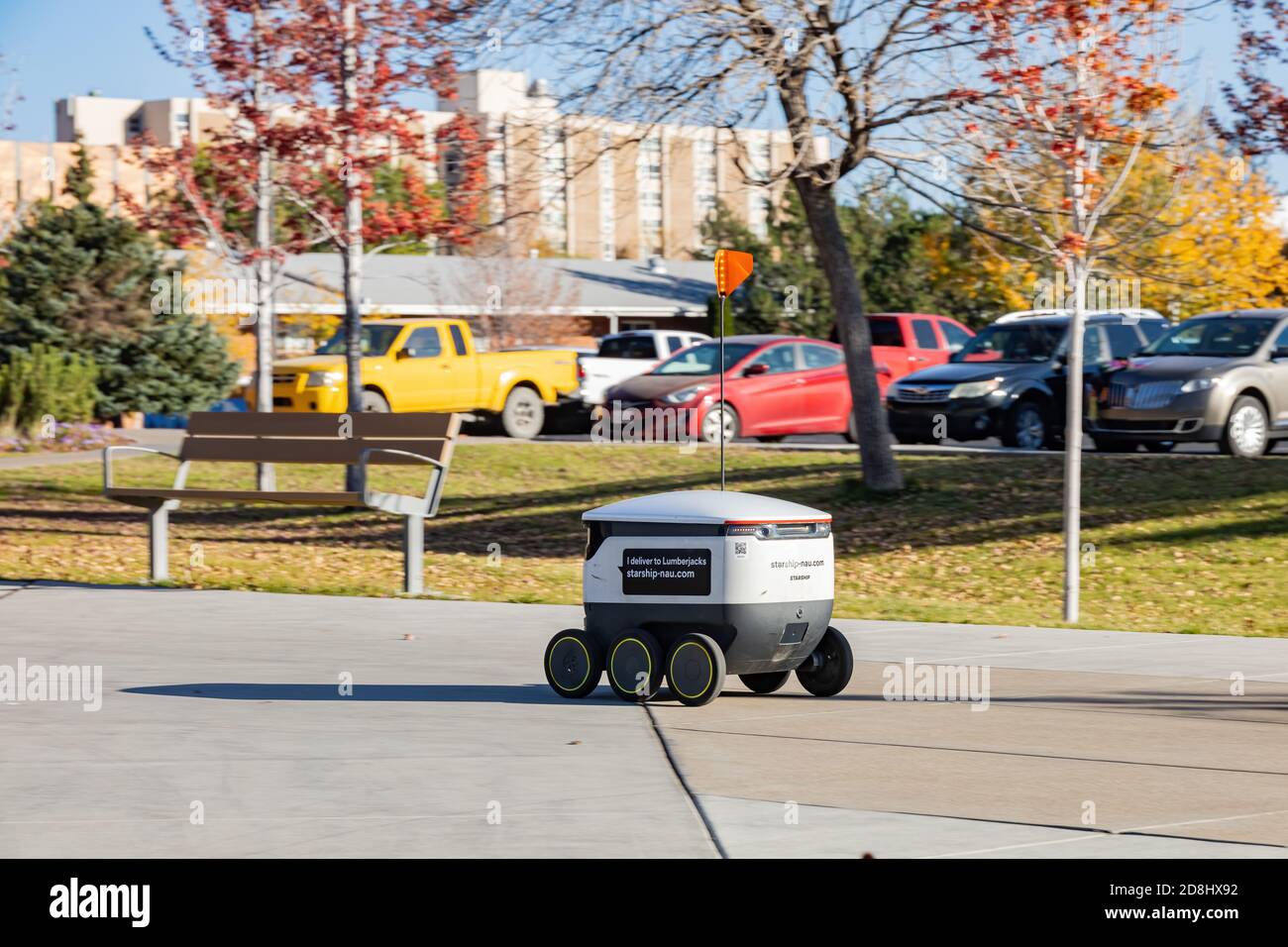 Starship delivery robots hi-res stock photography and images - Alamy