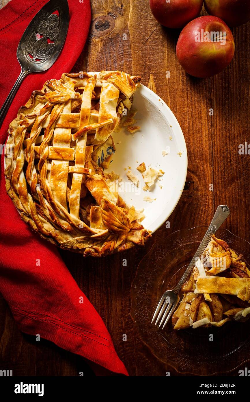 Apple Pie with Lattice Crust Stock Photo - Alamy