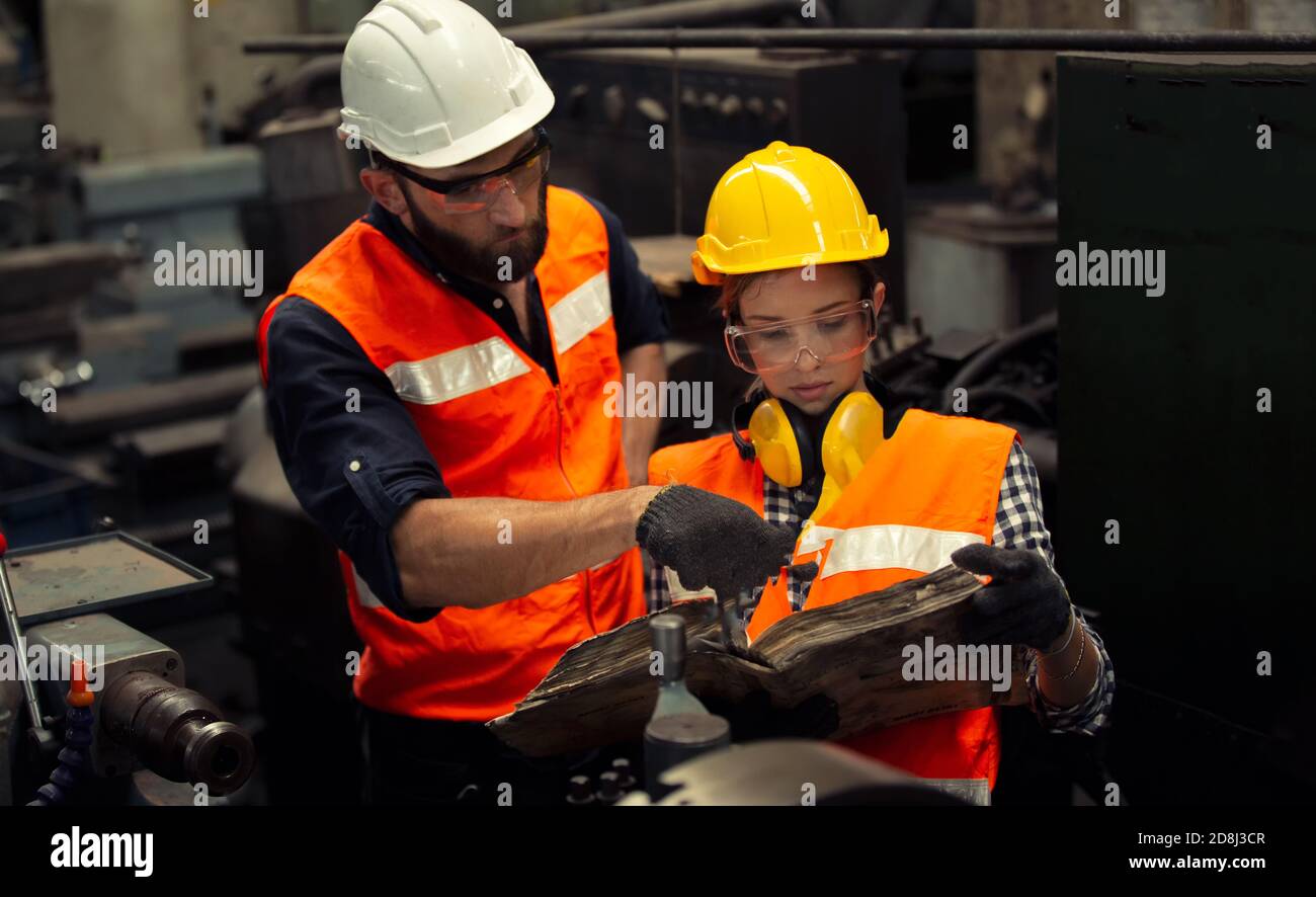 Operating system service management hi-res stock photography and images ...