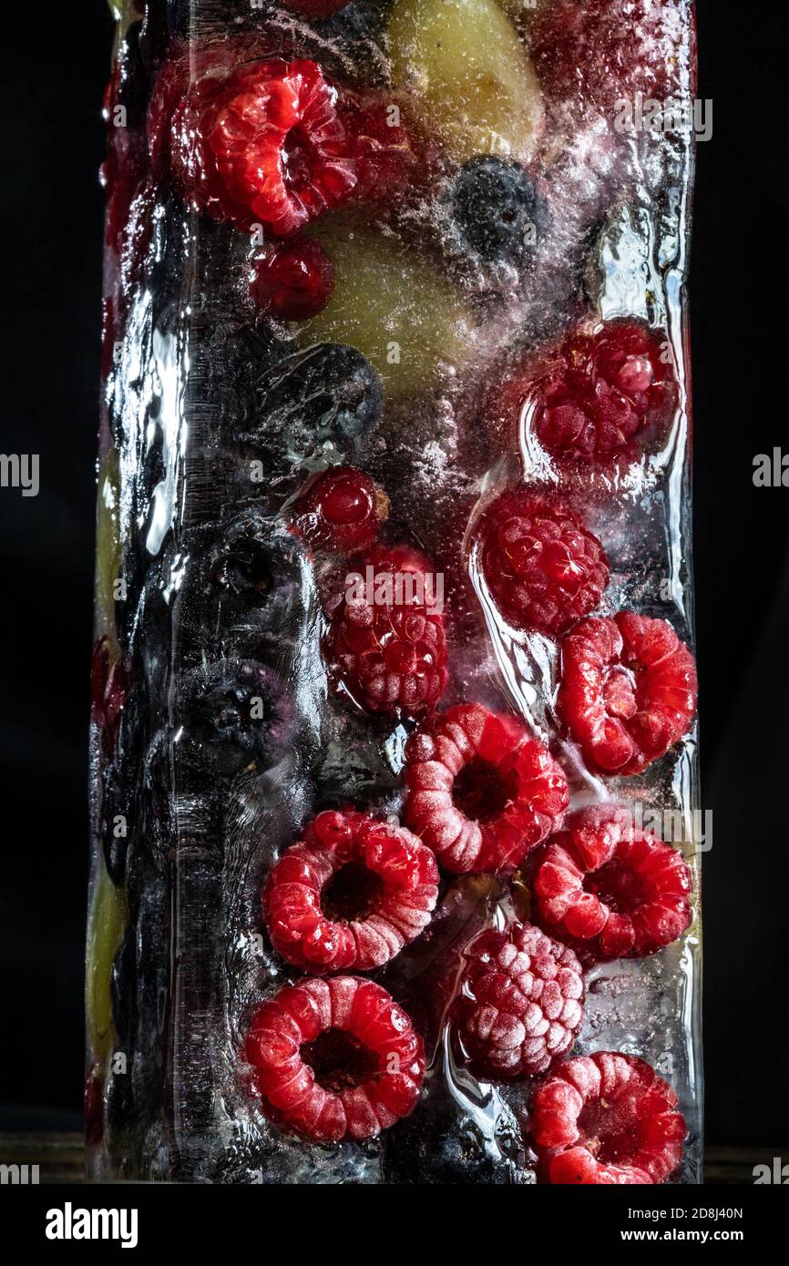 frozen berry fruits Stock Photo - Alamy
