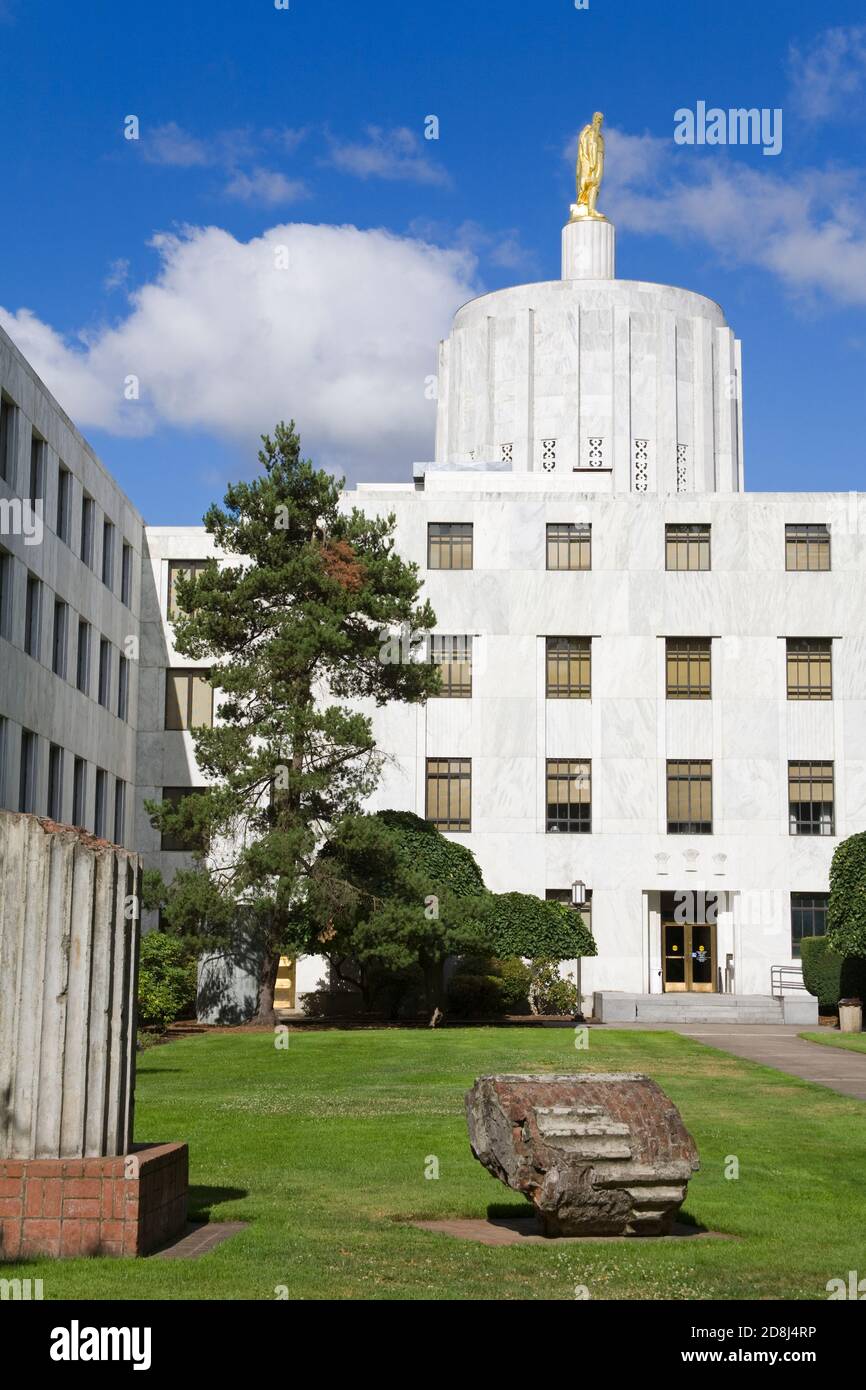 Oregon capitol building hi-res stock photography and images - Alamy