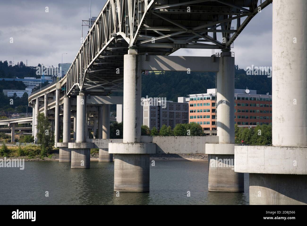 Marquam Bridge High Resolution Stock Photography and Images - Alamy