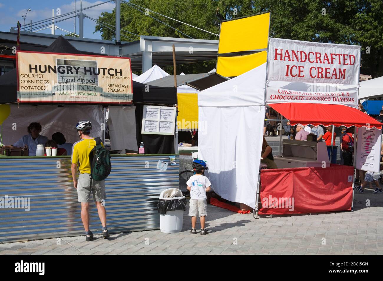 Portland oregon food market hi-res stock photography and images - Alamy
