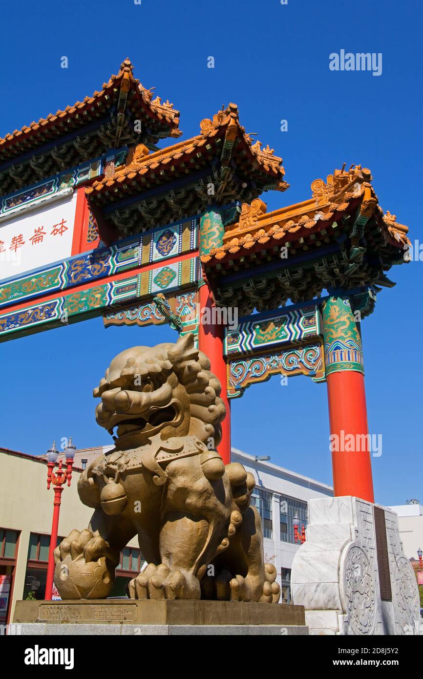Portland oregon chinatown hi-res stock photography and images - Alamy