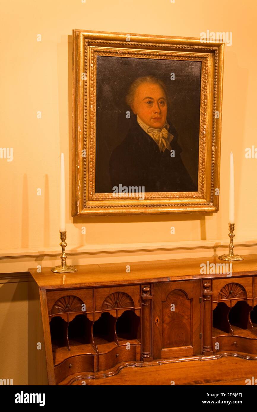 Franklin's Desk in Underground Museum, Independence National Historical ...