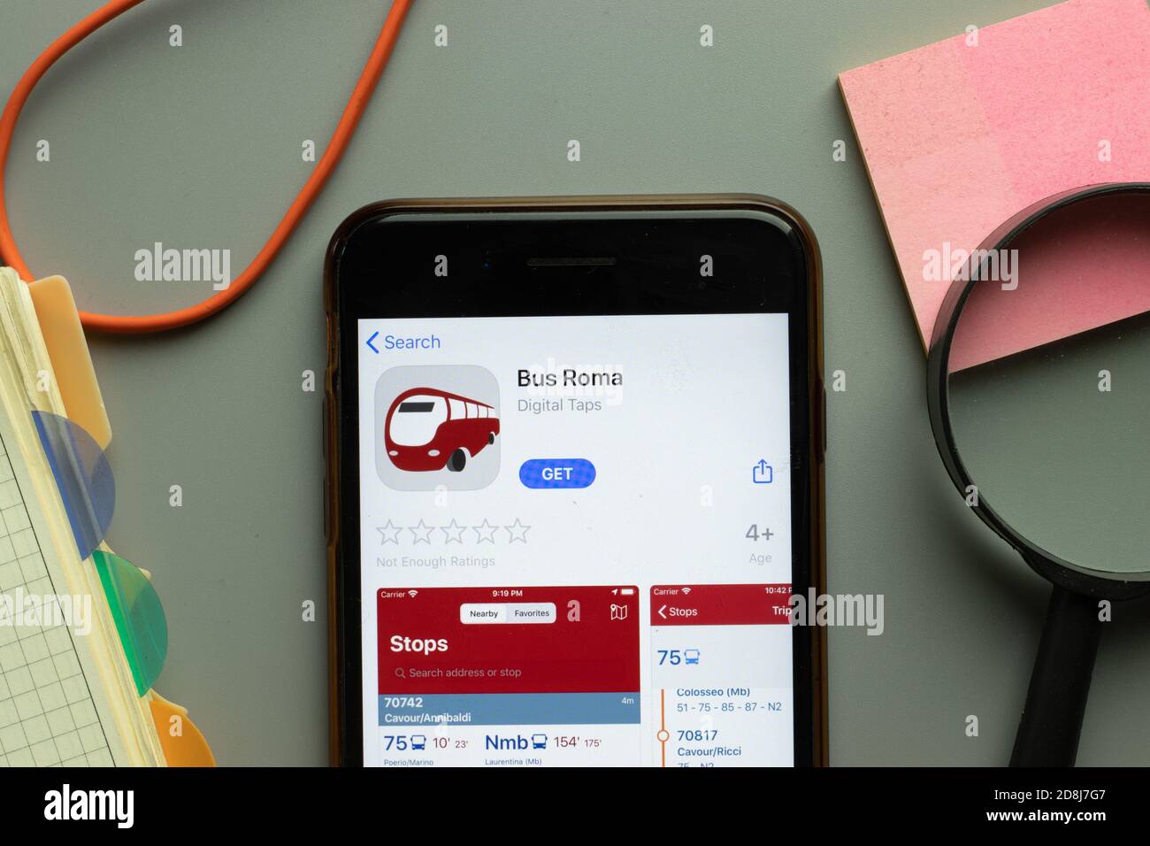 Mobile bus app hi-res stock photography and images - Alamy