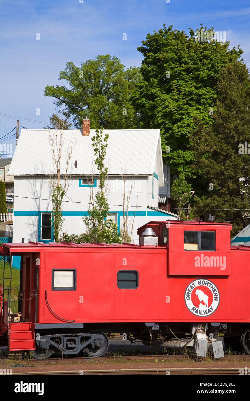 Pufferbelly hi-res stock photography and images - Alamy