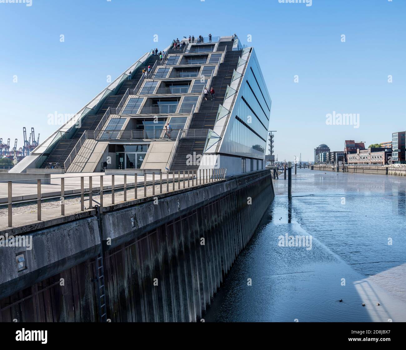 Ship shape building hi-res stock photography and images - Alamy