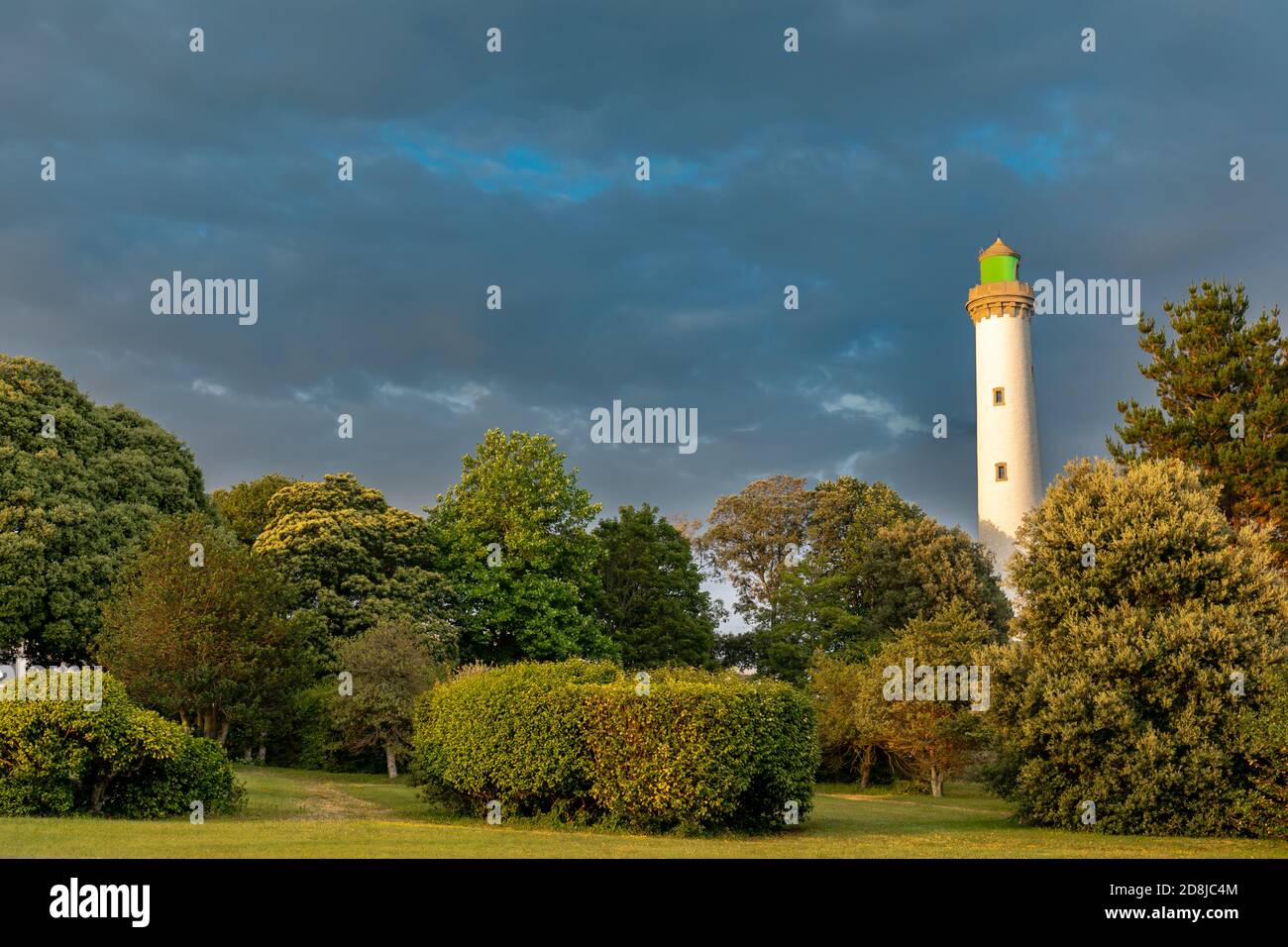 Benodet Lighthouse, Finistere, Brittany, France Stock Photo - Alamy