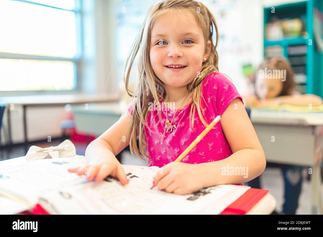 Scholar schoolchildren hi-res stock photography and images - Alamy