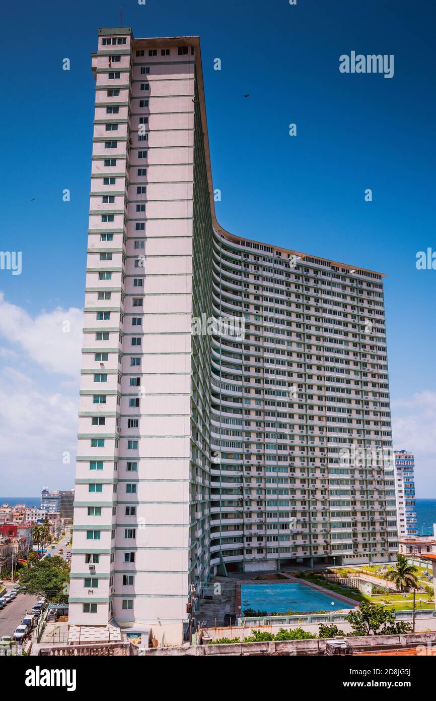 The FOCSA Building was built from 1954 to 1956. It is 121 metres tall ...