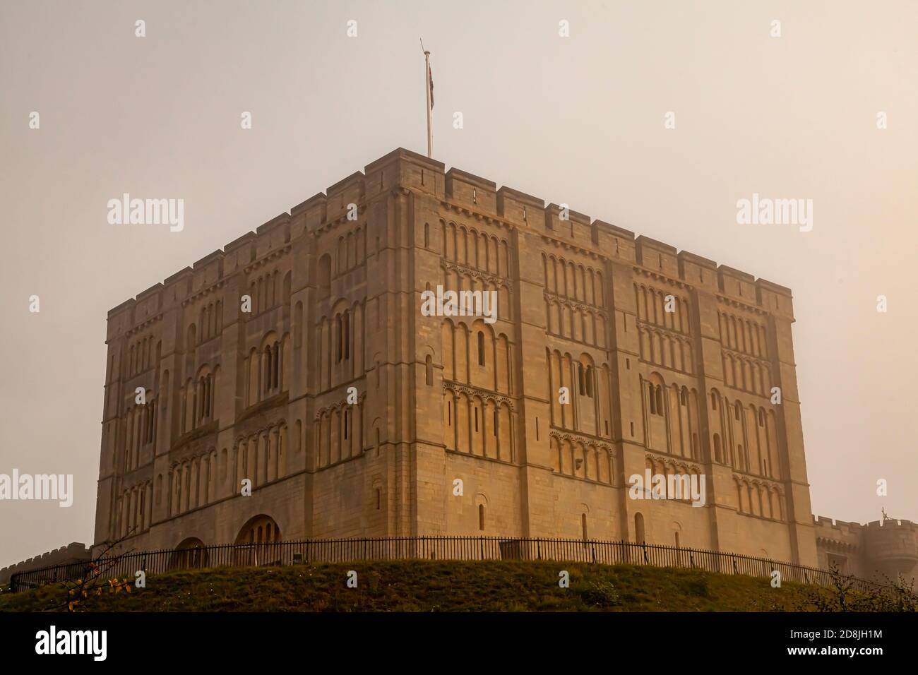 Medieval flag pole hi-res stock photography and images - Alamy