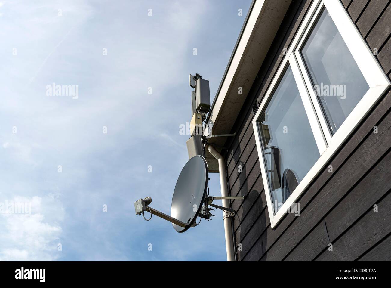 Television receivers hi-res stock photography and images - Alamy