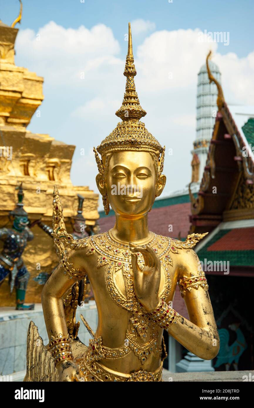 Grand Palace, Temple of the Emerald Buddha - Wat Phra Kaew, Bangkok ...