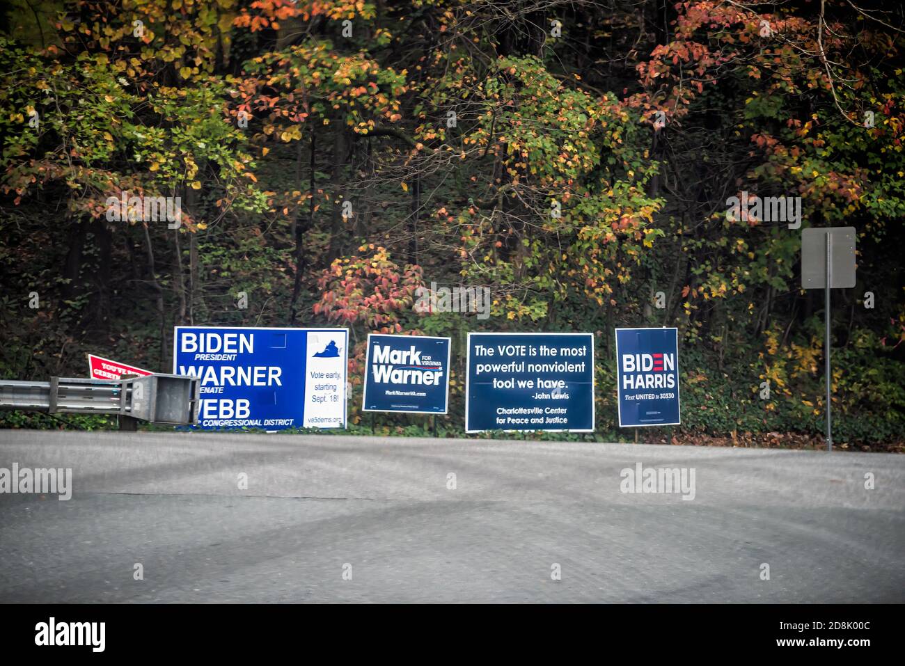 Biden campaign poster hi-res stock photography and images - Alamy